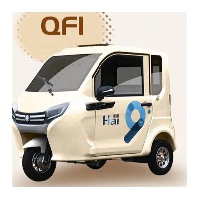 China Triciclo elétrico adulto de 3 rodas com scooter fechado com cabine e quilometragem de condução de 50-70 km à venda