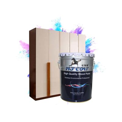 China Matte Suave PU Pintura de madeira Cobertura 10-15 Sq.ft / litro 2-3 camadas Melhora a beleza da madeira à venda