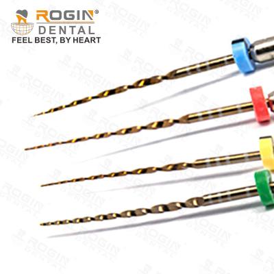 Cina Archivi flessibili eccellenti rossi unici di flessibilità 21mm Niti alti efficaci per i principali canali curvi in vendita