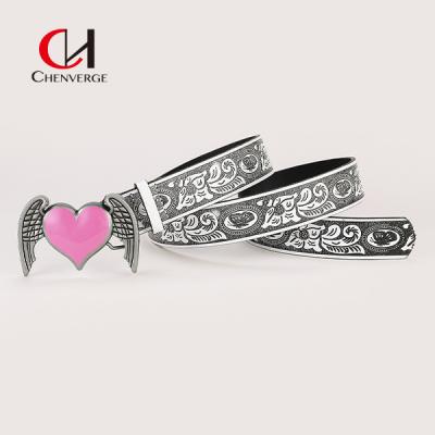 Cina Cintura in pelle da donna Fashion Pink Love per motivo inciso in vendita