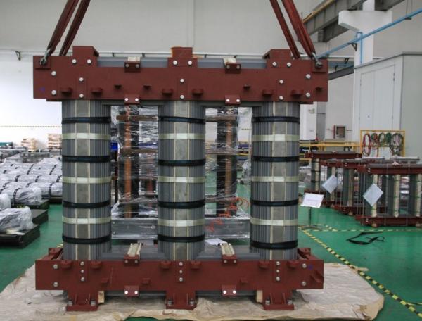 Trasformatore a nucleo impilato da 2500 kVA con lamiera di acciaio al silicio rettangolare