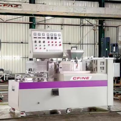 China 11kw Industrial Granulator Machine Double Wrist Feeding 60mm Screw For Metal for sale