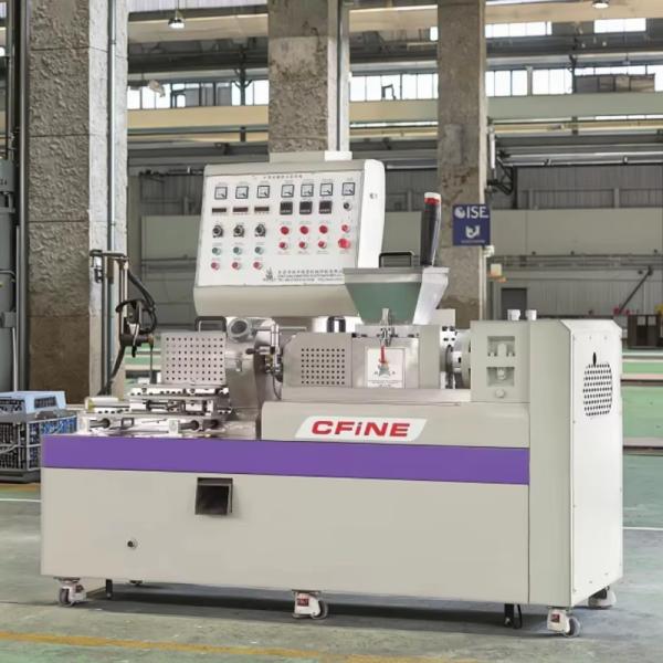 Quality Double Wrist Feeding Atmosphere Protection Granulator 11KW With Wind Conveys for sale
