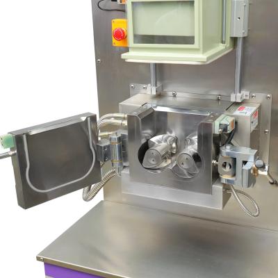 China Custom 3L Open Close Type Kneader Water Cooling For Ceramic Mixing for sale