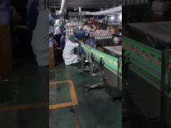 Machine d'emballage thermorétractable pour bouteilles en PET