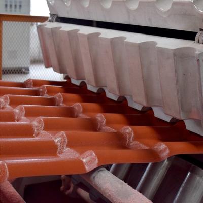 Cina la resina economica e calda di vendita asa che copre il tetto di plastica dello strato asa copre i prezzi delle mattonelle di tetto del Kerala in vendita