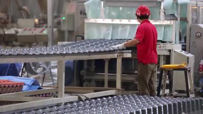 China Los paneles solares acanalados a prueba de golpes del tejado, teja de tejado plástica del PVC de 1050m m en venta