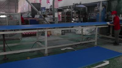 Cina Corrosion resistance UPVC roof tile waterproof corrugated pvc roof panel in vendita
