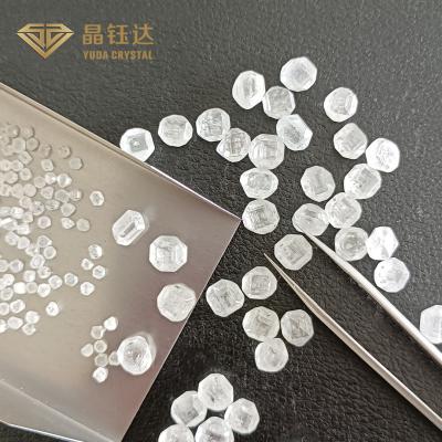 Cina Colore di DEF CONTRO chiarezza HPHT Diamond Synthetic Diamond ruvido 1,0 - carati 1,5 in vendita