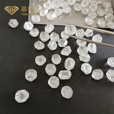 Cina Diamante sintetico ruvido bianco di carati HPHT del diamante sviluppato laboratorio 3-4 in vendita
