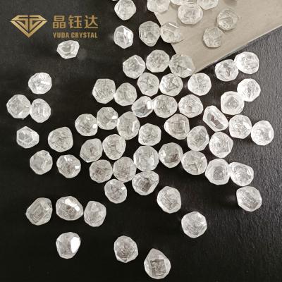 Cina 5.0carat DEF CONTRO HPHT bianco pieno Diamond For Loose Diamond ruvido sviluppato laboratorio in vendita