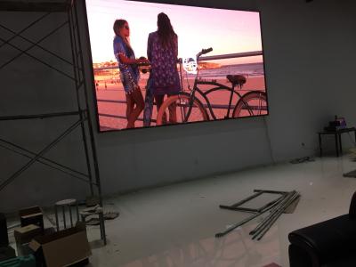 China Naadloze integratie van inhoud Advertentie LED-display voor dynamische advertenties Te koop