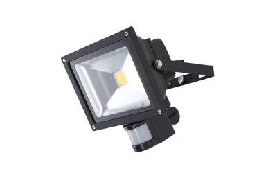 China Outdoor Cool White IP65 6000K 50W LED Floodlight With PIR 110-120lm/W for sale