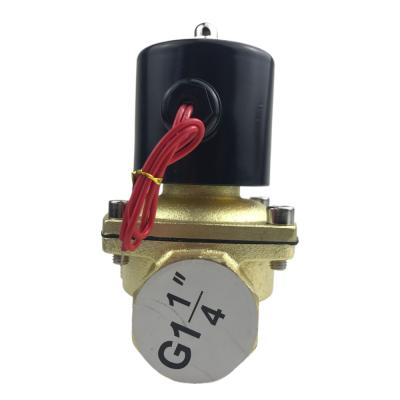 Cina 2W350-35 1 1/4 pollici di ottone puro Valvola solenoide Valvola d'aria di acqua normalmente chiusa NC in vendita