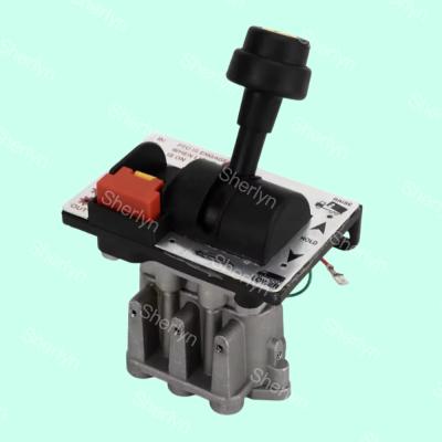 Cina Valvole di controllo proporzionali 6CV-D con interruttore PTO, interruttore ribaltatore rallentato per valvola di controllo del camion ribaltabile del sistema idraulico in vendita