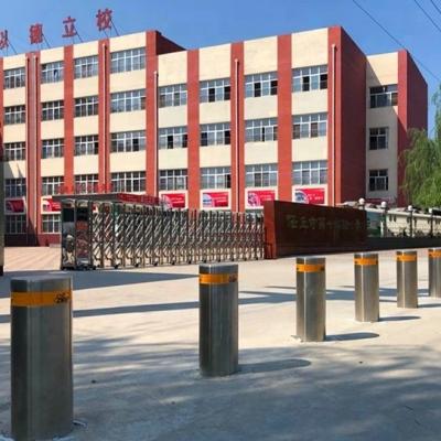 Cina 600 mm di altezza Bollardi stradali rimovibili 131 mm di diametro 4 mm di spessore in vendita