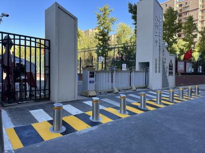 China 6mm Thickness Traffic Safety Bollards 304 316 Stainless Steel for Road Safety Needs for sale