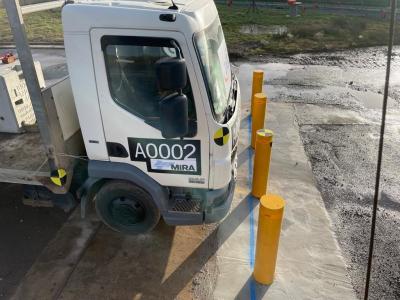 China Fixed Bollard 114mm Diameter 3mm Thickness Bolt-Down Installation for sale