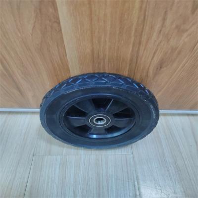 Cina 6*1,5' Ruota di gomma massiccia Ruota piccola di prezzo basso per carrello del vassoio alimentare in vendita