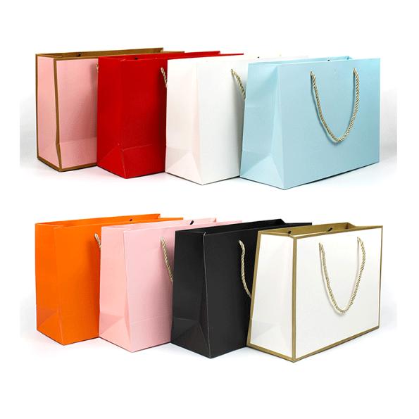 Quality High-end Custom logo Clothing Shoes Underwear Packaging Luxury Paper Bag Clothing Boutique Shopping Paper Bag for sale