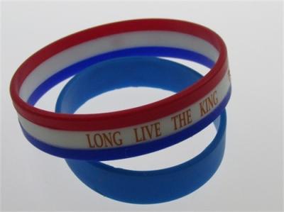 China horizontal layers 3 layers silicone bracelet promotional product en venta