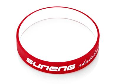 China El color de las pulseras del silicón del autismo cubrió y tinta llenada para el movimiento del acontecimiento en venta