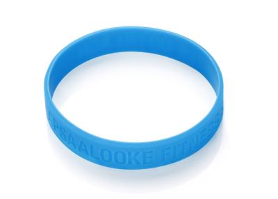 China Las pulseras para los partidos debossed tamaño del adulto del color 202*12*2m m del azul de cielo del logotipo en venta