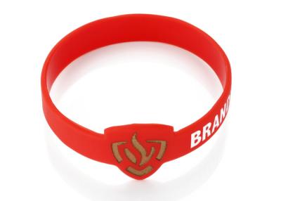 China Las pulseras de goma adaptables debossed y el tinta-terraplén figuró forma en venta