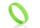 China mande un SMS al punto bajo grabado en relieve logotipo alivian las pulseras por encargo verdes del silicón en venta