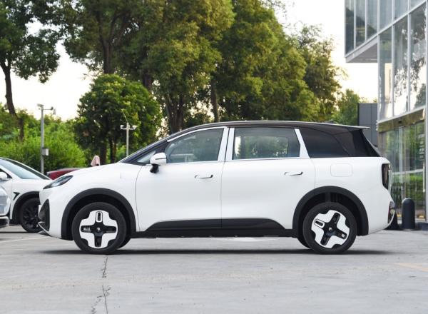 Quality 2024 BAIC Auto Mpv ARCFOX Koala Electric MPV 5-Seater FWD 4-Wheel Vehicle for for sale