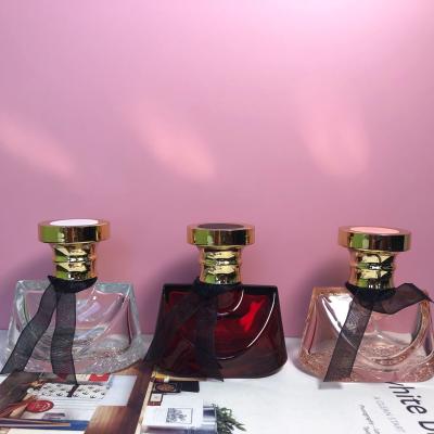 Cina Portatile di vetro dell'alto grado dell'atomizzatore della bottiglia dello spruzzo di profumo 30ml piccolo in vendita