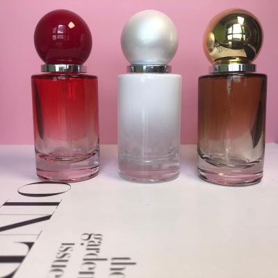 Cina Cappuccio squisito portatile del giro di colore di pendenza della bottiglia dello spruzzo di profumo 30ml in vendita