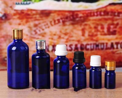 Cina cosmetici di vetro vuoti Subbottling della bottiglia di olio essenziale 5ml in vendita