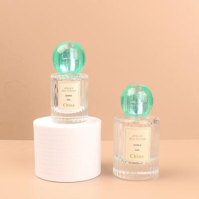 Cina Bottiglia di vetro di lucidatura dello spruzzo di profumo 30ml con l'elaborazione fine in vendita