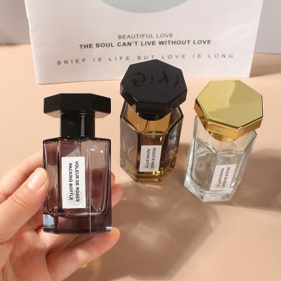 China Distribuidor pequeno da amostra da garrafa vazia recarregável do pulverizador de perfume 50ml à venda