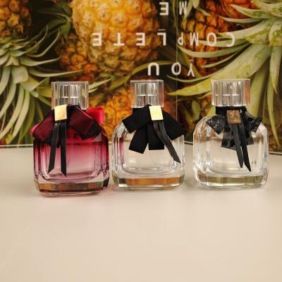 Cina Vetro vuoto 500pcs dell'atomizzatore della bottiglia di profumo dello spruzzo 30ml in vendita