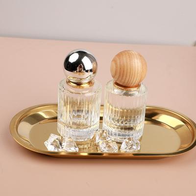 中国 携帯用香水スプレーは30ml 50MLガラスの空のクルミをびん詰めにしました 販売のため