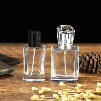 Cina Pc di vetro trasparenti del portatile 5000 della bottiglia di profumo 30ml 50ml in vendita