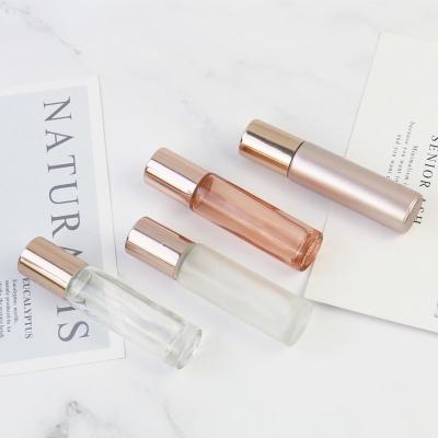 Cina 5ml 10ml intorno al rotolo di vetro del rullo di rosa della bottiglia di olio essenziale con il cappuccio di alluminio in vendita