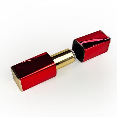 Cina Tubo rosso vuoto su ordinazione riutilizzabile del rossetto della metropolitana vuota di lusso del rossetto magnetico in vendita