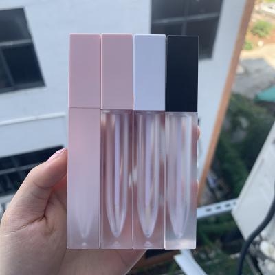 Cina tubi quadrati bianchi riutilizzabili di lucentezza del labbro di 3.5ml 5ml 6ml impermeabili in vendita