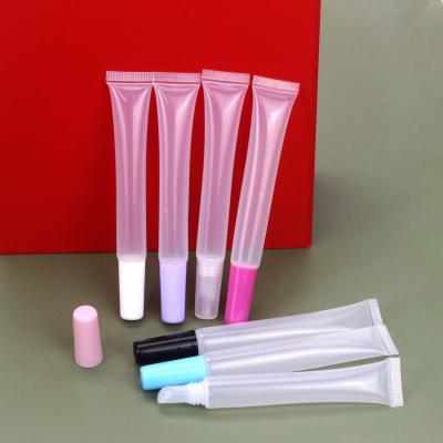 China Plastik-pp. kosmetische Pressungs-Rohre Soem-ODM für Lipgloss 15ml zu verkaufen