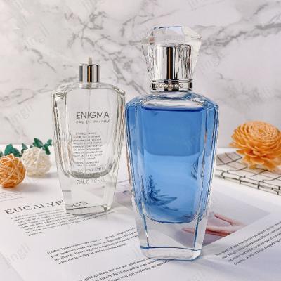 Cina Lo speciale ha modellato la bottiglia trasparente dello spruzzo di profumo di vetro 100ml con il cappuccio in vendita