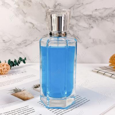 Cina Lo speciale ha modellato la bottiglia trasparente dello spruzzo di profumo di vetro 100ml con il cappuccio in vendita