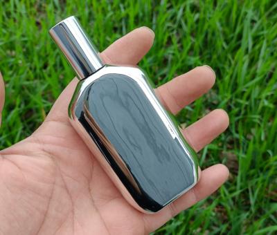 Cina Oro d'argento della bottiglia 50ml del quadrato del profumo del cappuccio della piegatura di MSDS placcato in vendita