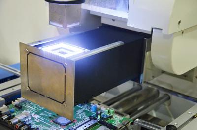Cina Attrezzatura 7600W del pulsometro BGA Reballing per il chip di 0.3*0.6mm 90*90mm BGA in vendita
