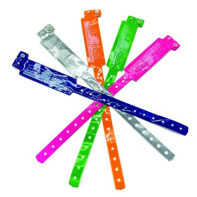Κίνα DDJOY Αντανακλαστικά Νεόνιο Χρώμα PVC Βινύλιο ID Ξαναχρησιμοποιήσιμα βραχιόλια για προσαρμοσμένες εκδηλώσεις προς πώληση