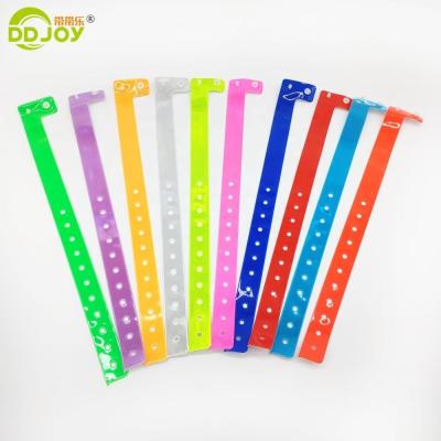 China 250*25mm en 250*16mm Party VIP Armband voor mannen toegangskaartje Armband Te koop