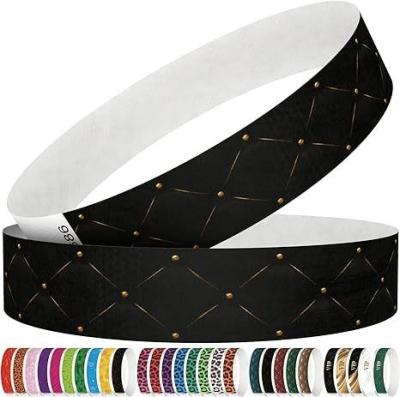 Cina Eventi Usato per feste Scenari Impermeabile e resistente alle lacrime Logo personalizzato Tyvek Braccialetto in vendita