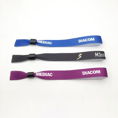 China Blaue Satin-Stoffe Einmalige Veranstaltung Festival Party Armbänder mit Logo-Druck zu verkaufen